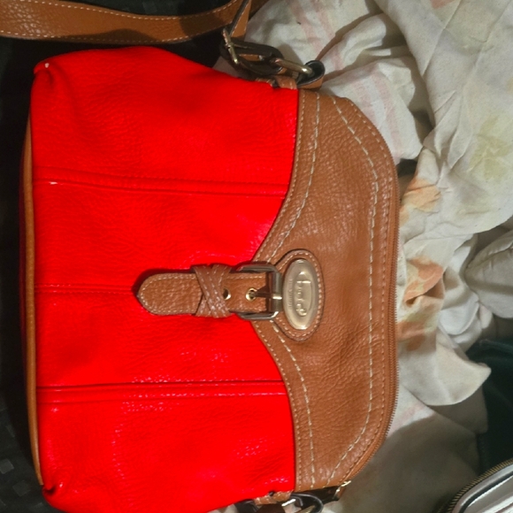 boc | Bags | Boc Red And Tan Crossbody Bag With Sophisticated Design ...